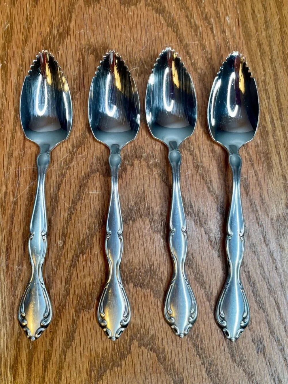 Oneida Community | Dining | Set Of 4 Oneida Community Cantata Stainless ...